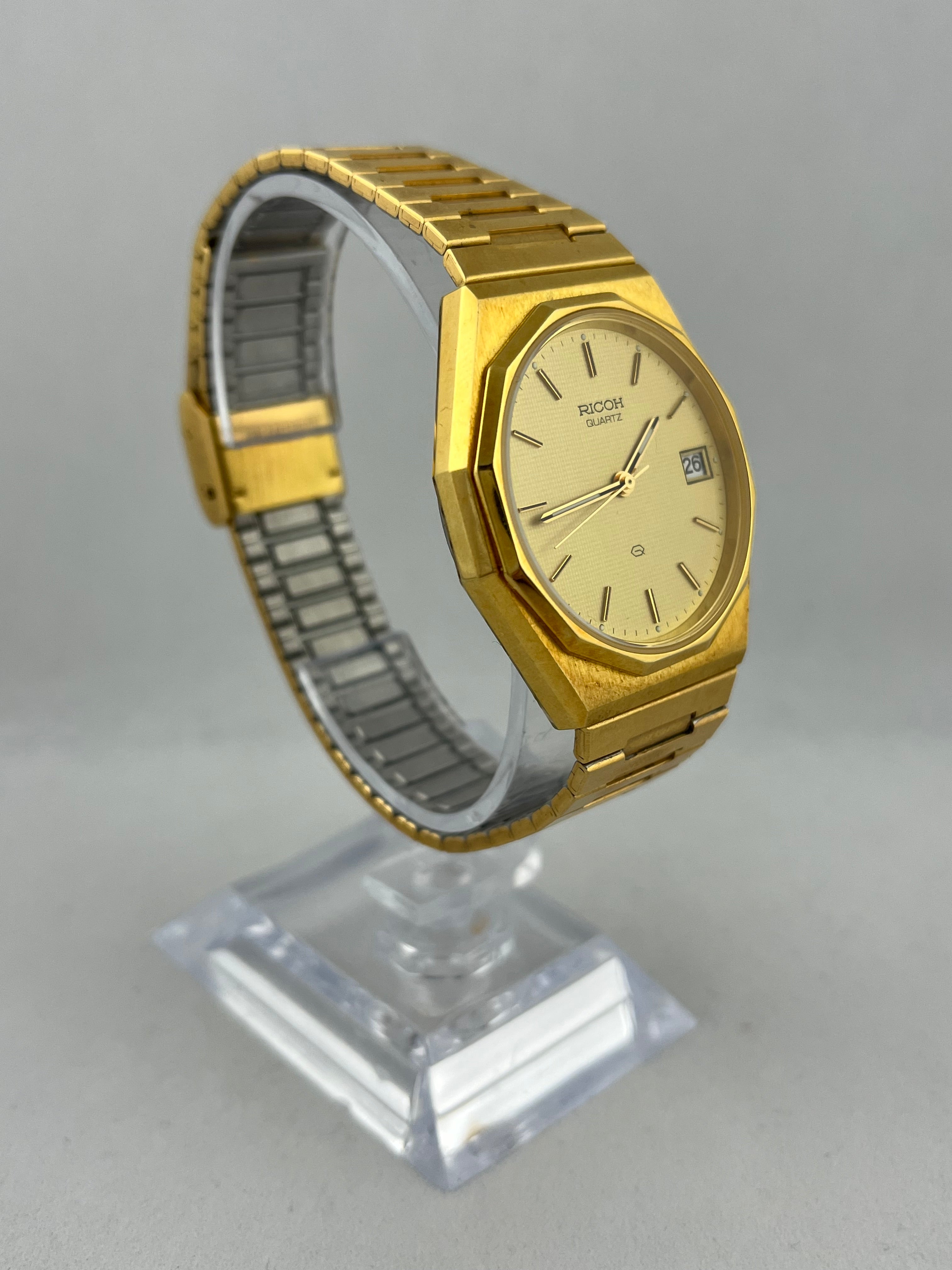 Ricoh Quartz with date display – Classy Watches Ricoh Quartz with date display – Classy Watches